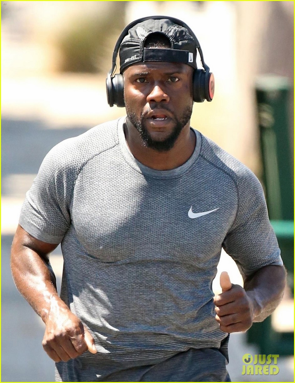 Kevin Hart is Ready to Cross the NYC Marathon Finish Line!: Photo ...