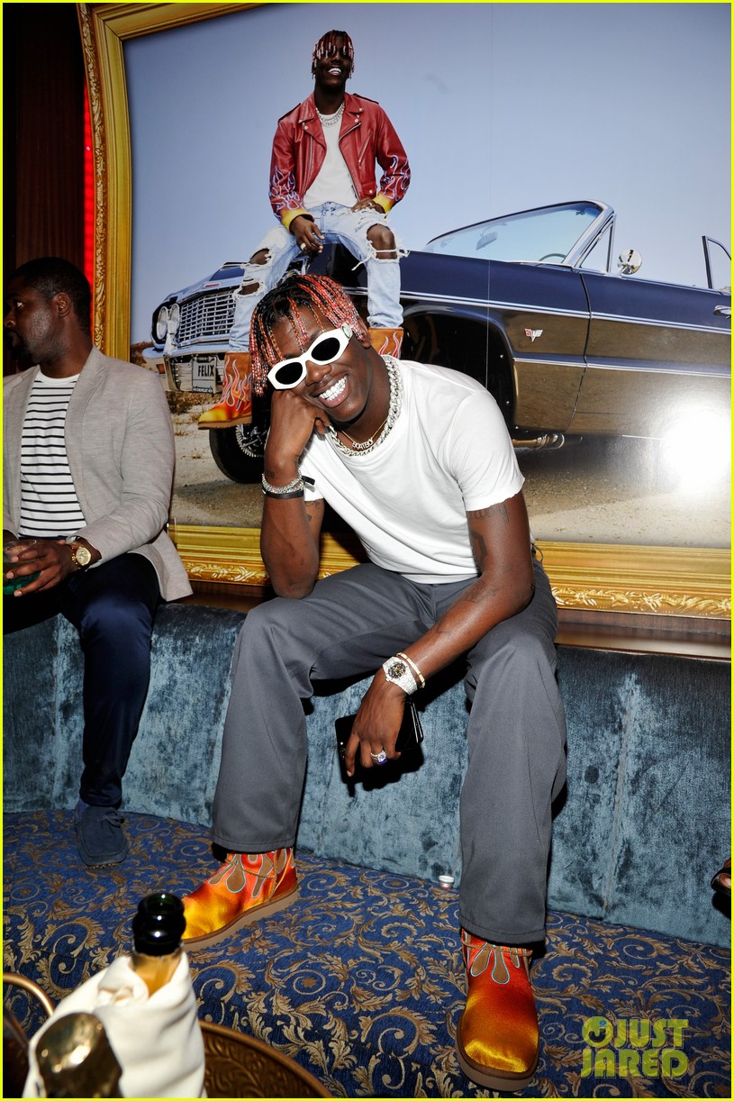 Katy Perry Celebrates Big Night with Calvin Harris & Jared Leto at VMAs ...