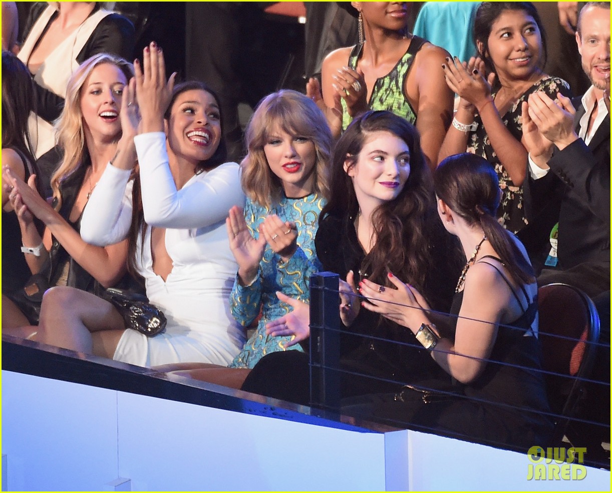 Taylor Swift's 11 Best VMAs Moments Ever - See the Timeline!: Photo ...