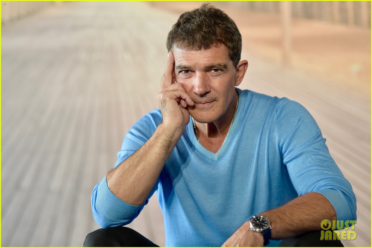 Antonio Banderas Attends 'Music of Silence' Photo Call at Deauville ...