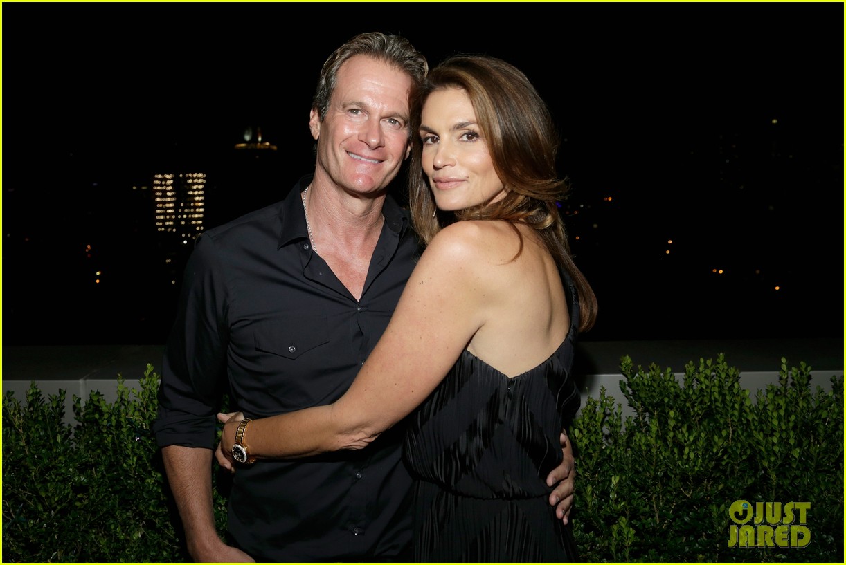 Cindy Crawford & Rande Gerber Look Hot Together at DuJour Magazine Party!: Photo 3955668 | Cindy ...