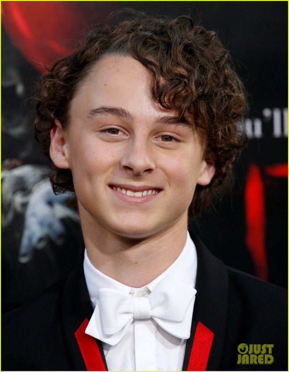 Photo: it movie kids premiere 30 | Photo 3950922 | Just Jared ...