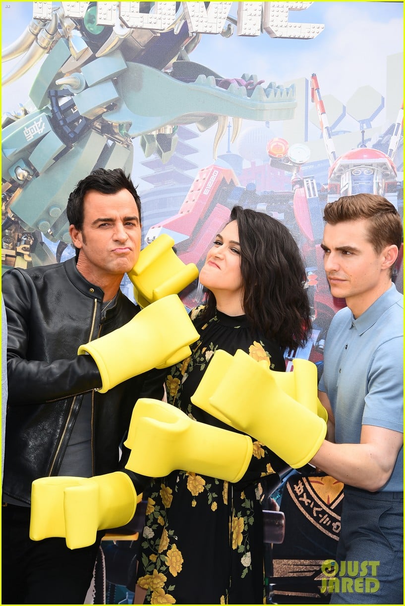 Justin Theroux, Dave Franco, & 'Lego Ninjago' Cast Throw Punches at ...