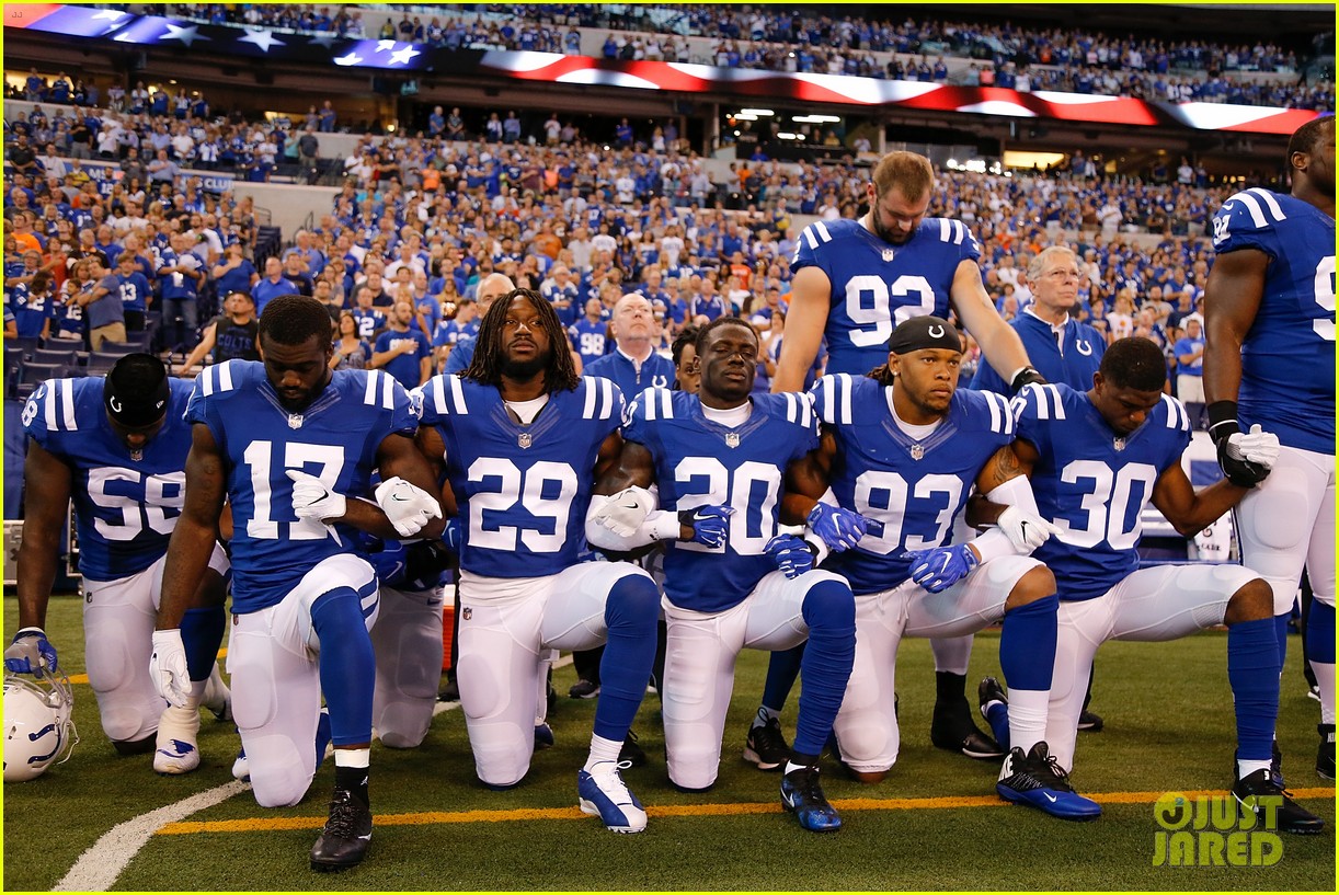 Celebrities React to NFL National Anthem Kneeling Protests - Read the ...