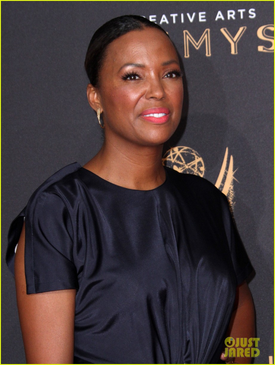 Jenna Dewan-Tatum & Liev Schreiber Step Out in Style for Creative Arts ...