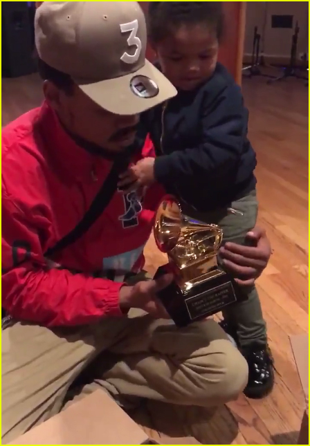 Chance the Rapper Gets Emotional Unpacking Grammy Awards with Daughter ...