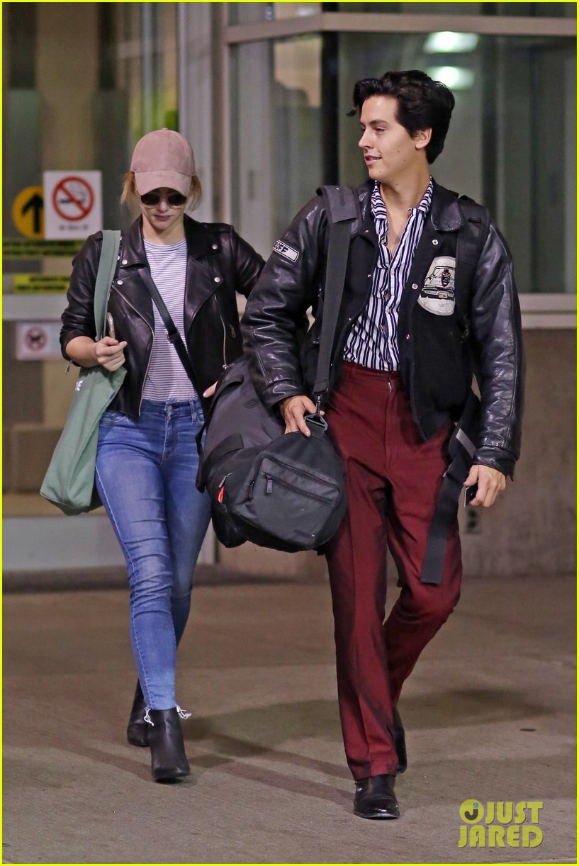 'Riverdale' Co-Stars Cole Sprouse & Lili Reinhart Return to Vancouver Together: Photo 3970551 ...