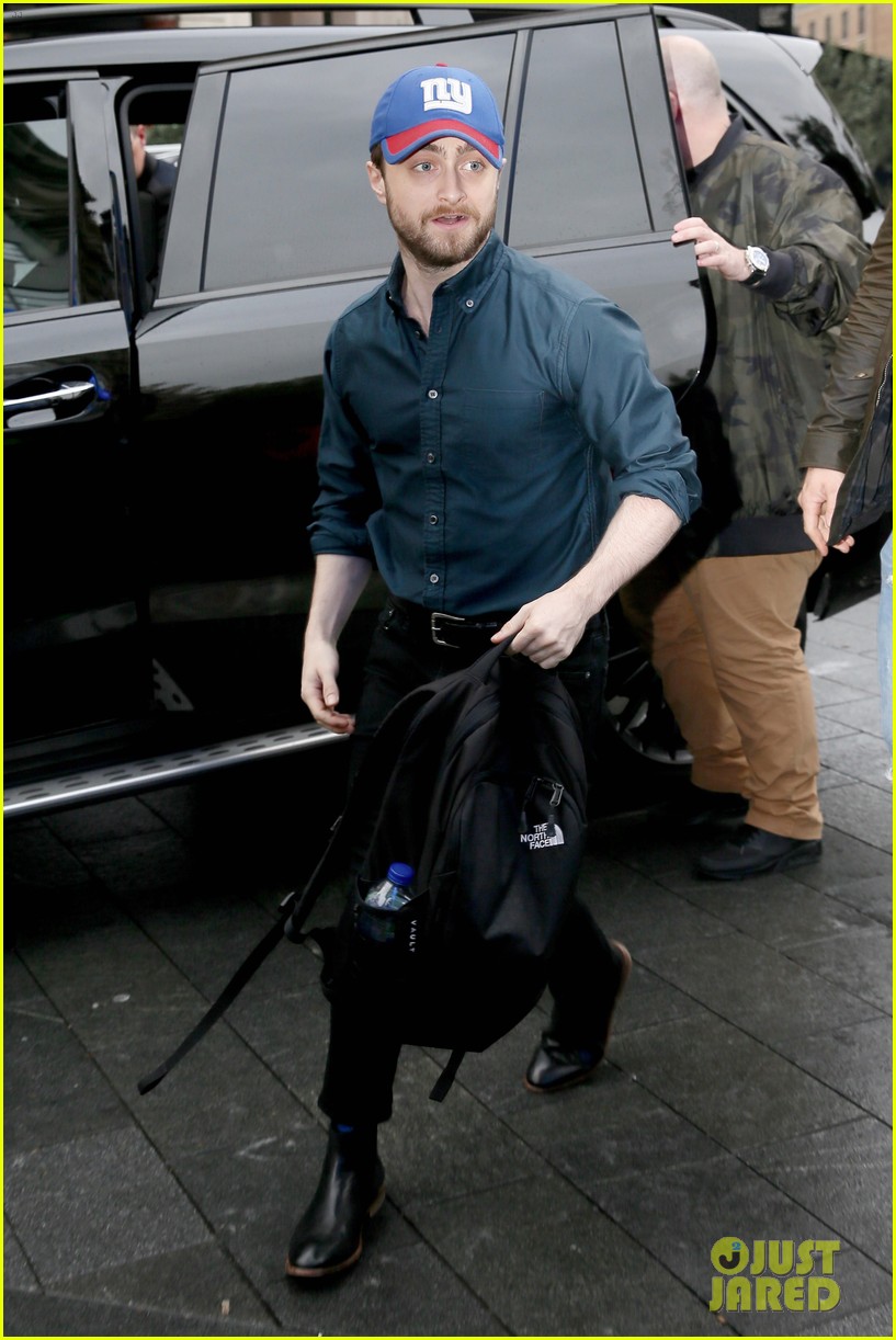 Daniel Radcliffe Sports a New York Giants Hat While Promoting 'Jungle ...