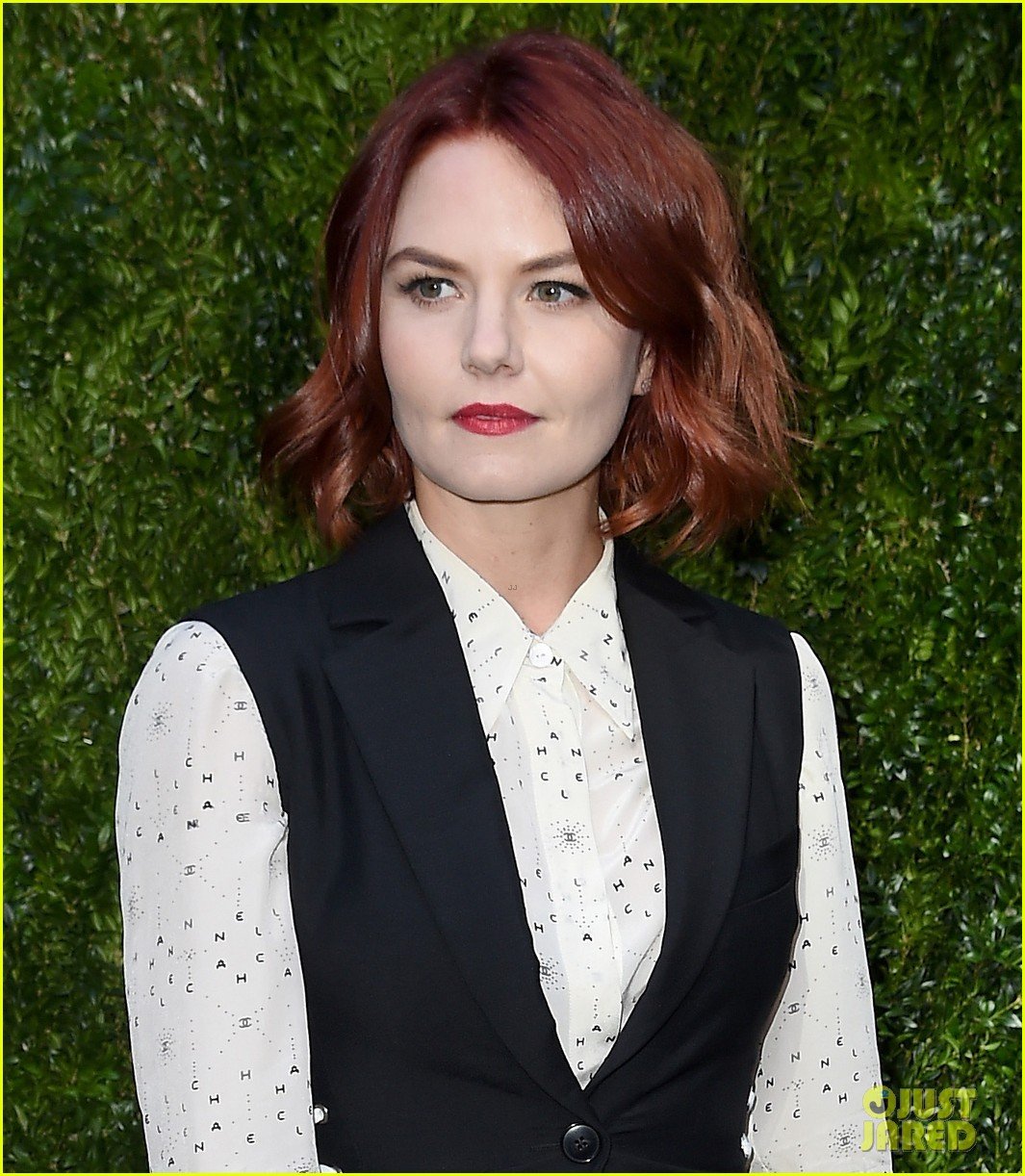 Jennifer Morrison Debuts New Red Hair While Supporting Female ...