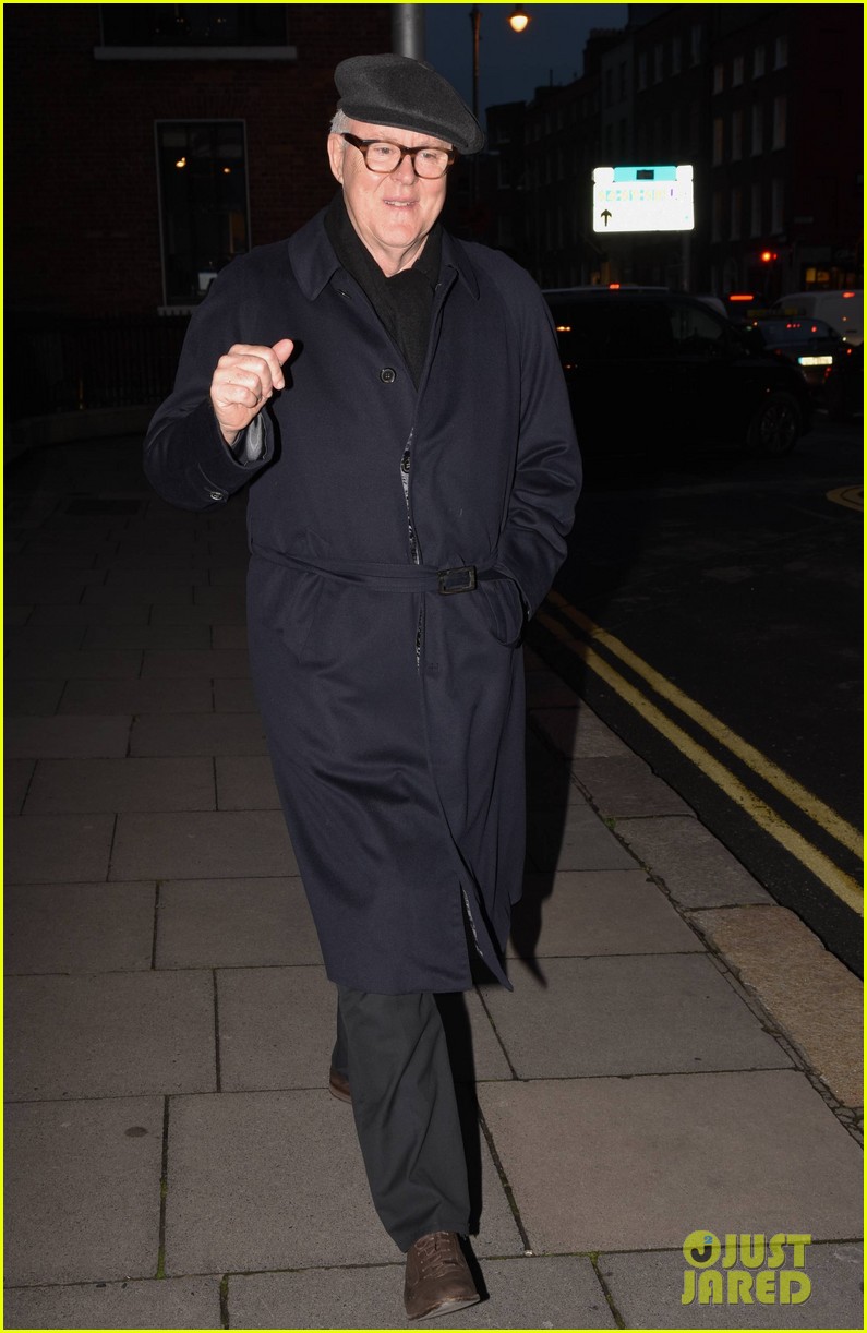 Mark Wahlberg, Will Ferrell, & 'Daddy's Home 2' Co-Stars Step Out for ...