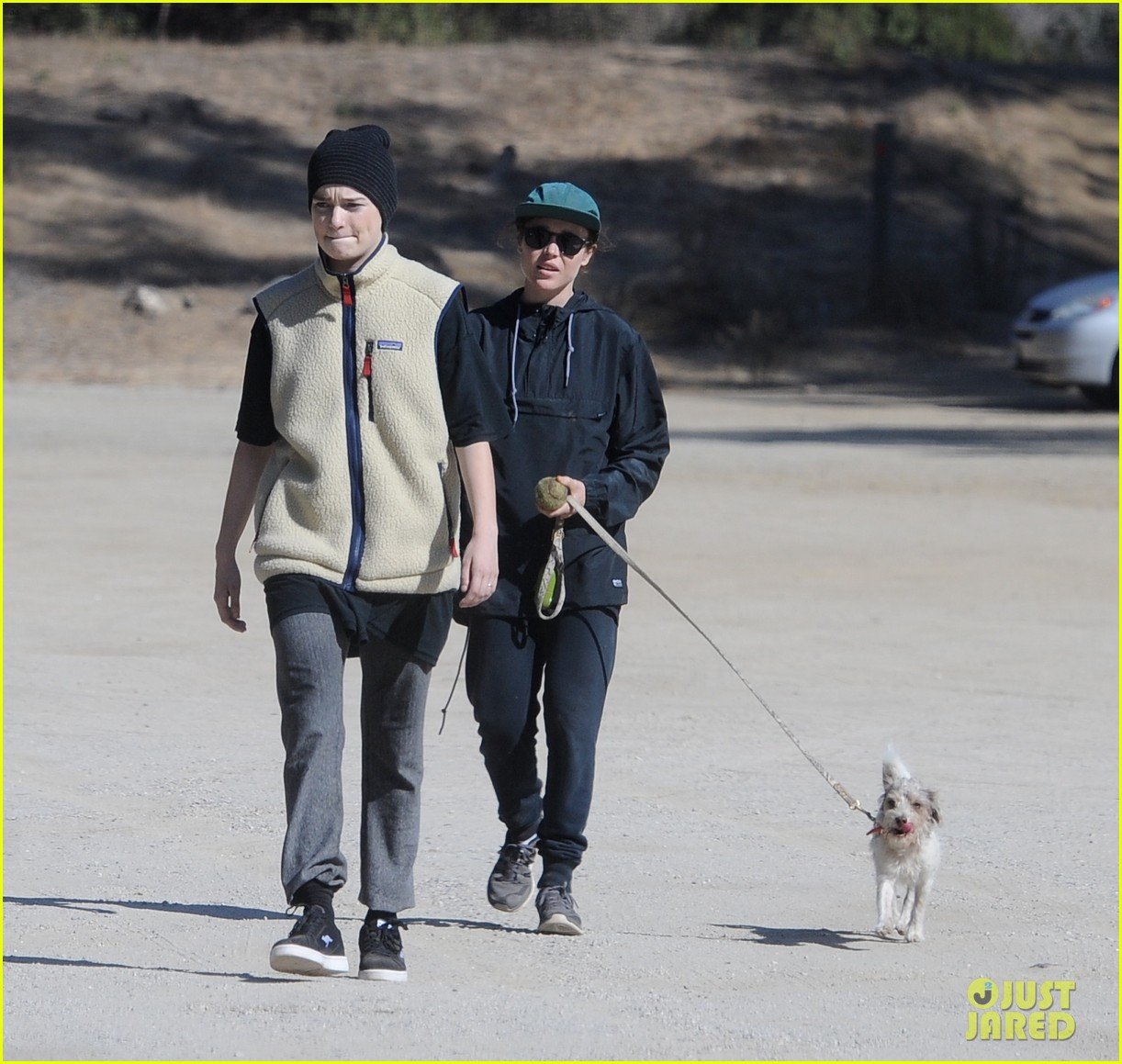 Ellen Page Steps Out With Girlfriend Emma Portner After Accusing Brett ...