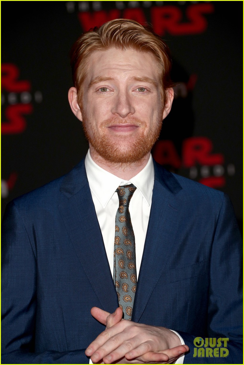 John Boyega, Adam Driver, & Domhnall Gleeson Suit Up for 'Last Jedi ...