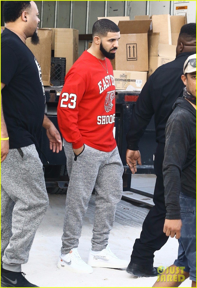 Drake's 'More Life' Tops Apple Music's Most Listened to Album of 2017 ...