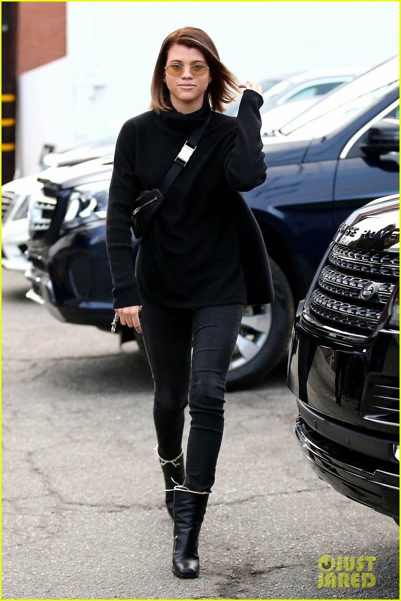 Sofia Richie Leaves Salon with New Brunette Hair!: Photo 4003518 ...