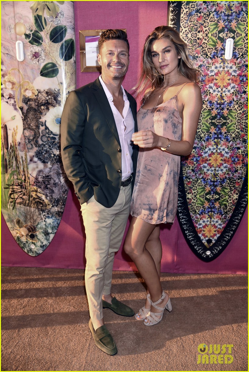 Ryan Seacrest's Girlfriend Shayna Taylor Doesn't Mind His New Year's ...