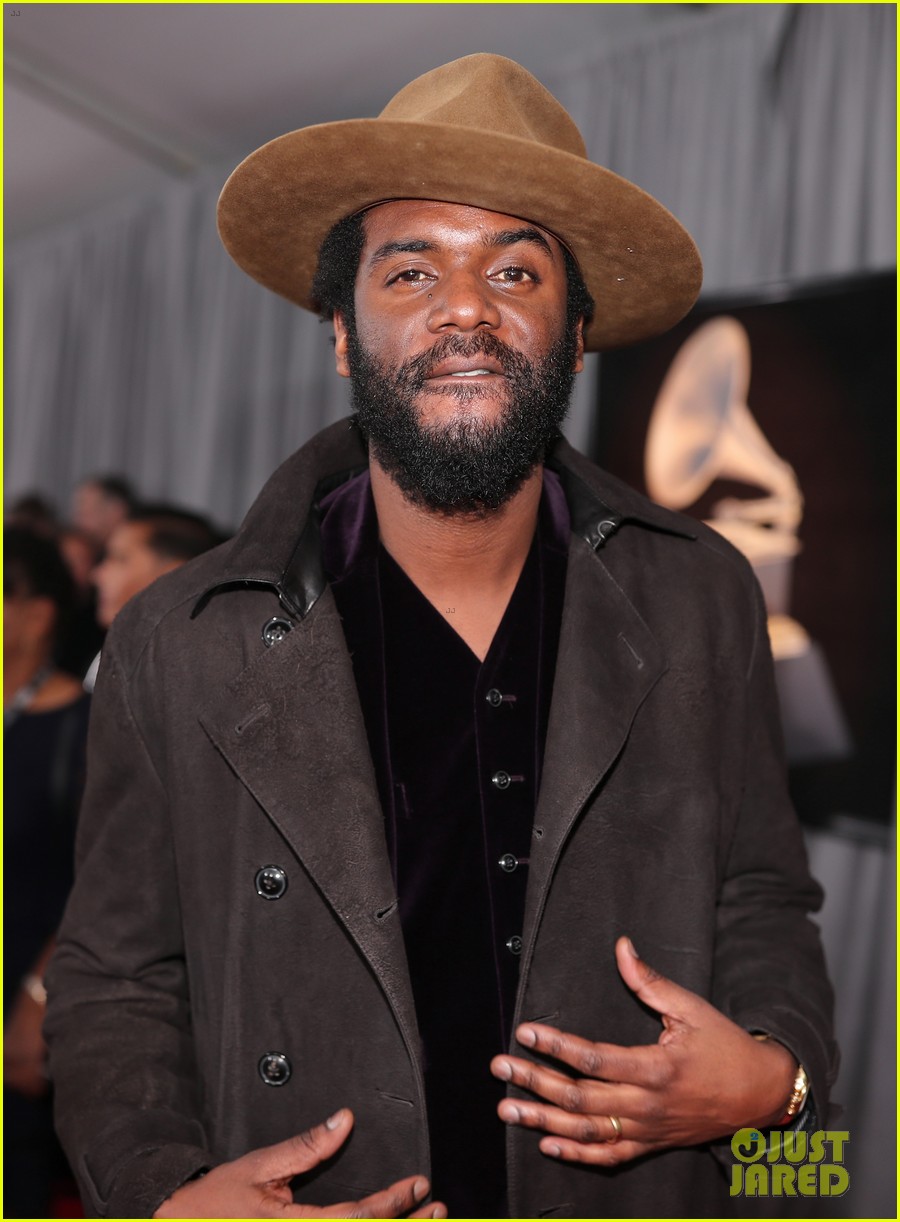 Gary Clark Jr. Suits Up in Purple for Grammys 2018: Photo 4022582 | Grammys Photos | Just Jared ...