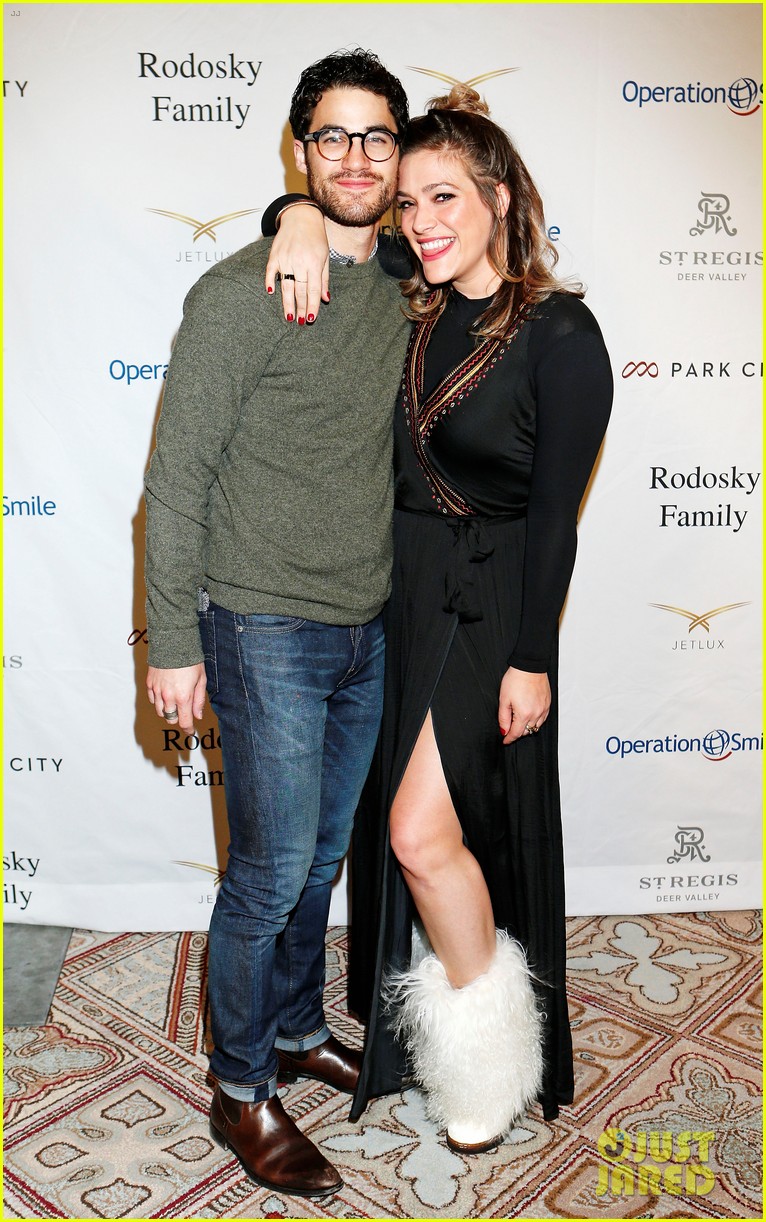 Darren Criss & Girlfriend Mia Swier Are Engaged!: Photo 4017278 ...