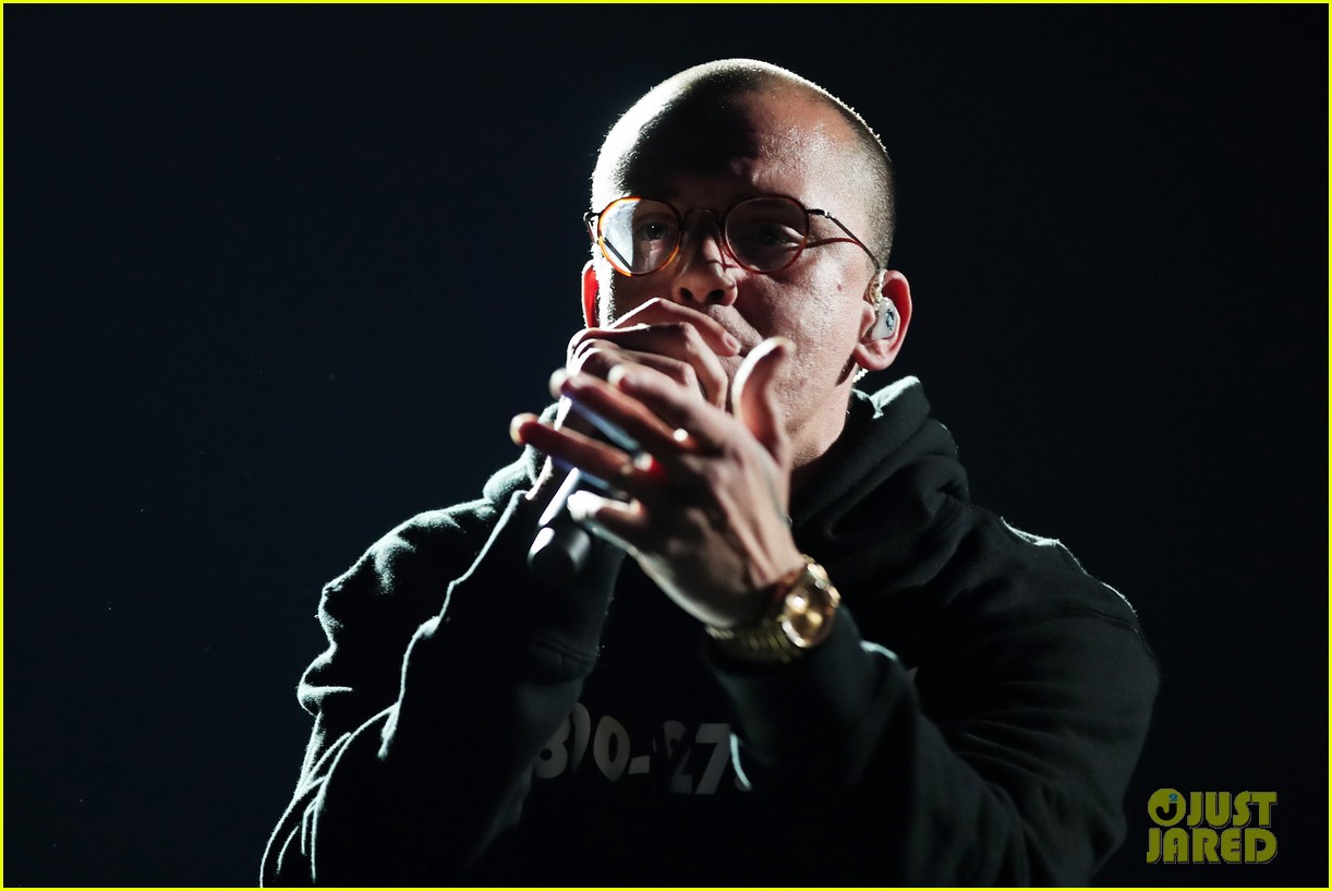 Logic's Grammys 2018 Performance Ends with Message to 'S--thole ...