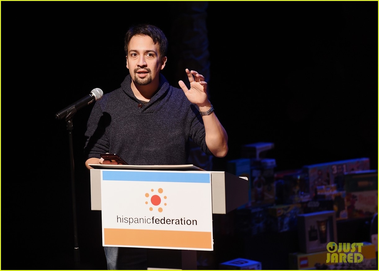Lin-Manuel Miranda Shares the Story of The Three Kings at Hispanic ...
