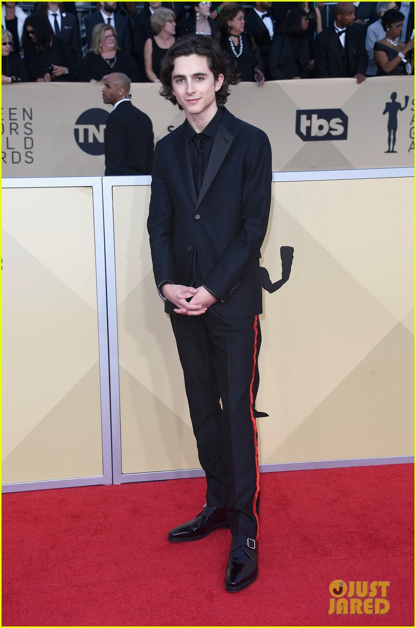 Saoirse Ronan Joins Greta Gerwig & Laurie Metcalf at SAG Awards 2018 ...