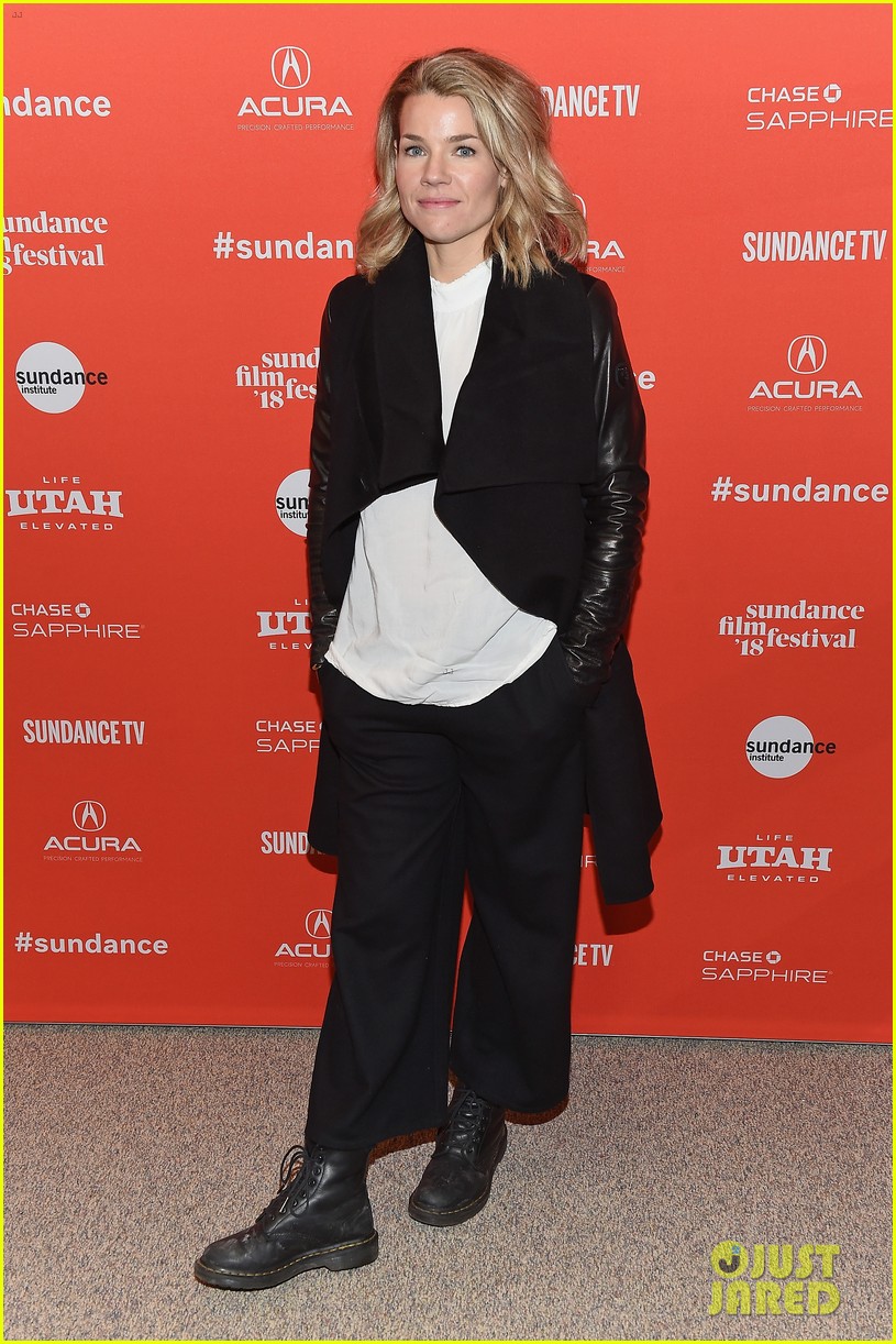 Hilary Swank & Michael Shannon Team Up to Premiere 'What They Had' at ...