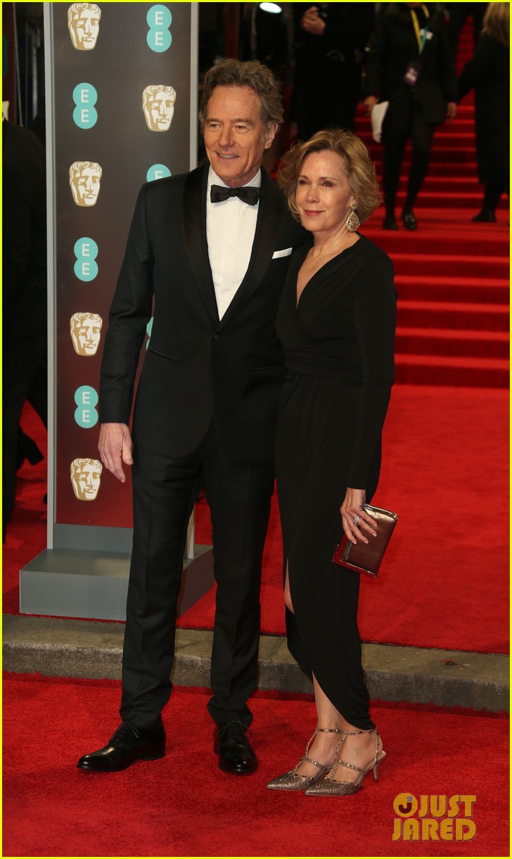 Bryan Cranston, Chiwetel Ejiofor & Dennis Quaid Arrive at BAFTAs 2018 ...