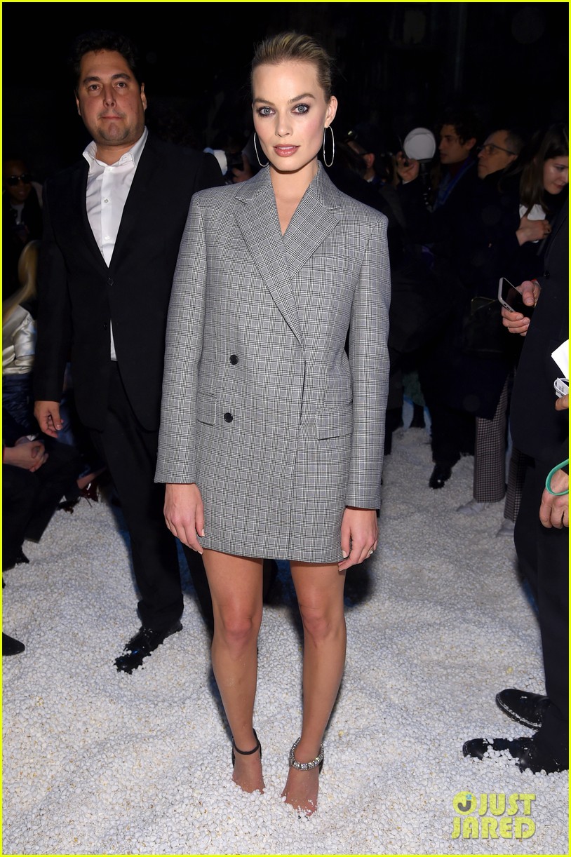 Nicole Kidman, Margot Robbie, & More Attend Calvin Klein Collection's ...