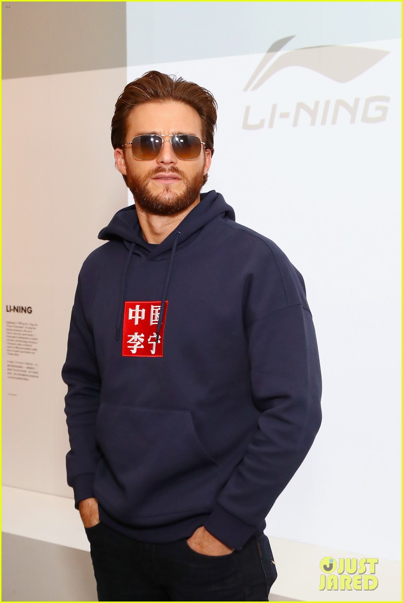 Scott Eastwood & Cameron Dallas Sit Front Row at Li-Ning NYFW Fashion ...