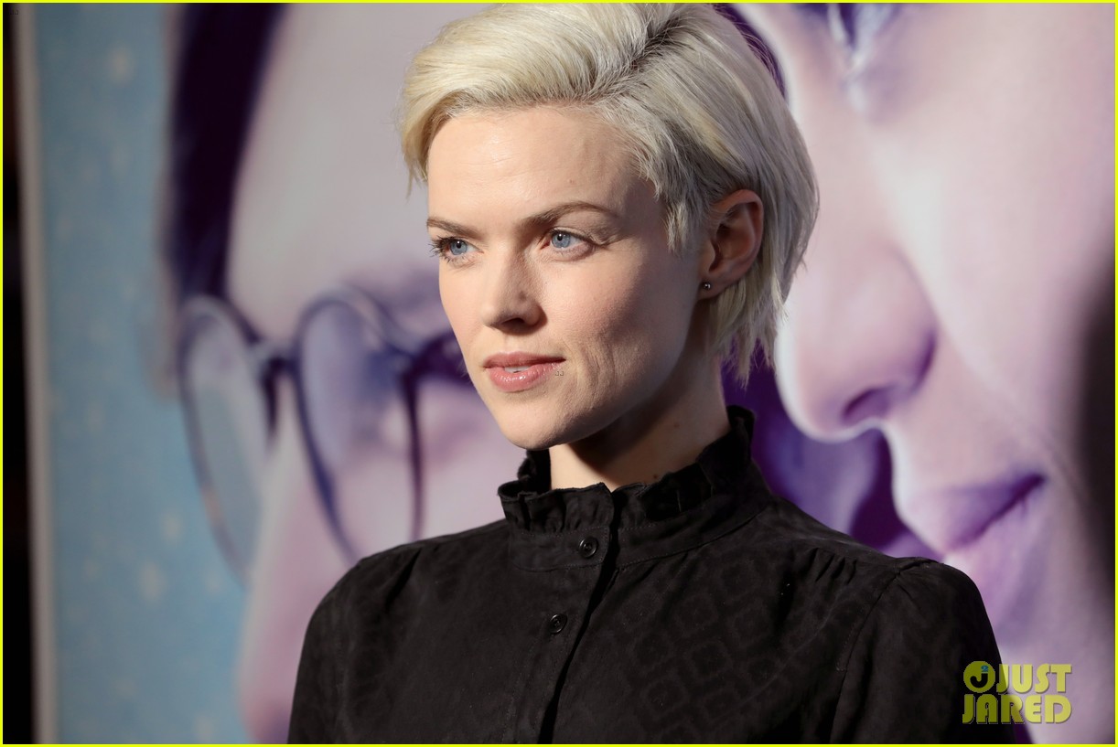 Gugu Mbatha-Raw & Michiel Huisman Come Together for 'Irreplaceable You ...