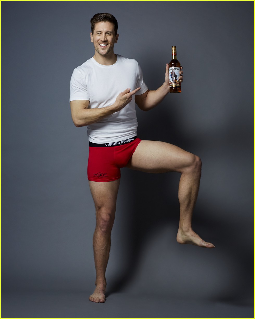 The Bachelorette's Jordan Rodgers Models Underwear for Valentine's Day ...