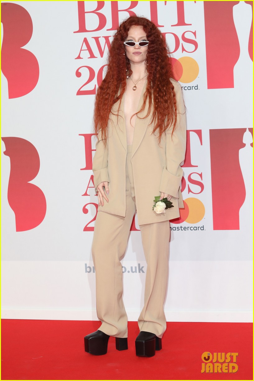 Jessie Ware & Hubby Sam Burrows Couple Up at BRIT Awards 2018!: Photo ...