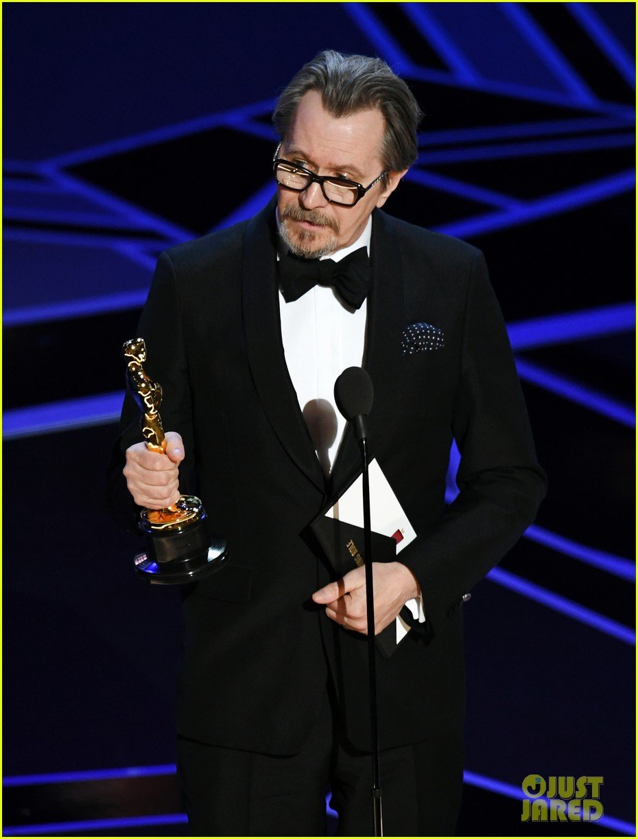 Gary Oldman Wins Best Actor at Oscars 2018 for 'Darkest Hour': Photo 4044731 | Gary Oldman ...