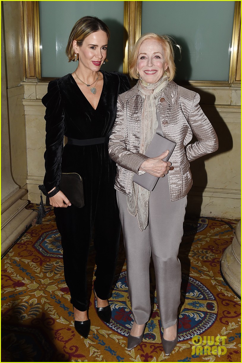 Sarah Paulson & Holland Taylor Couple Up for Literacy Partners Gala in ...