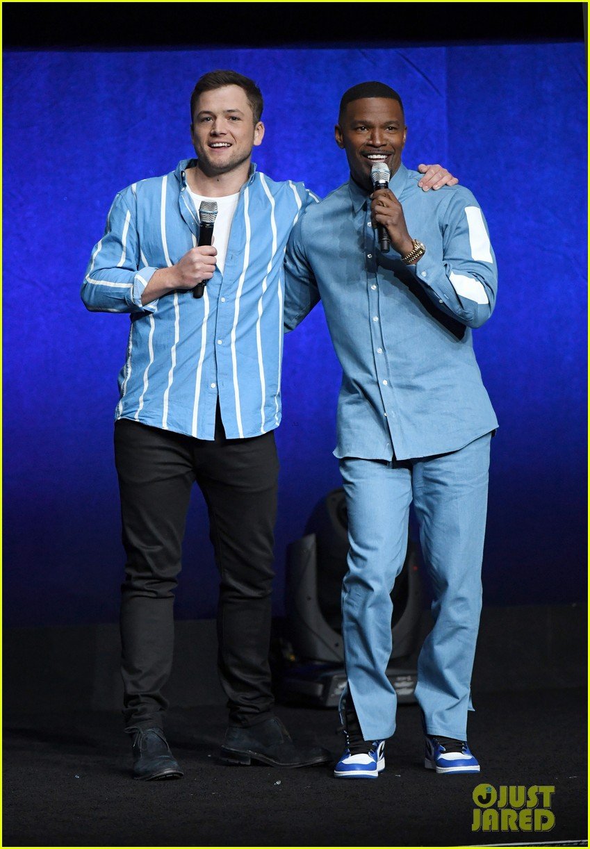 Taron Egerton & Jamie Foxx Rep 'Robin Hood' at CinemaCon!: Photo ...