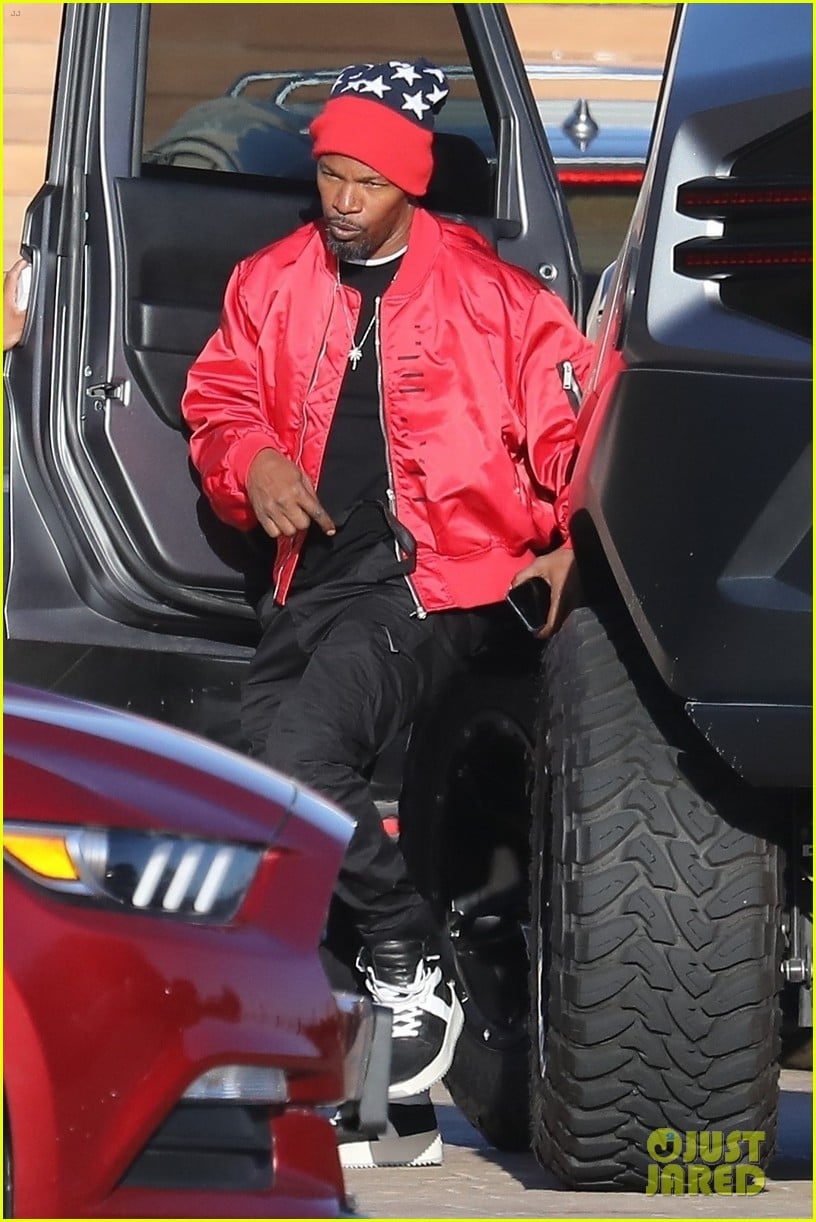 Jamie Foxx Teases Big Announcement While Showing Off His Rezvani Tank ...