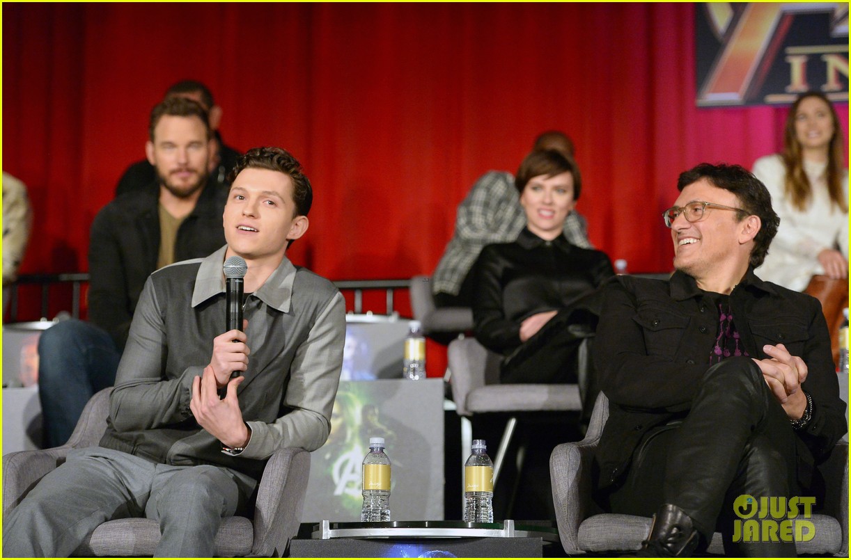 'Avengers: Infinity War' Cast Get Together for Global Press Conference ...