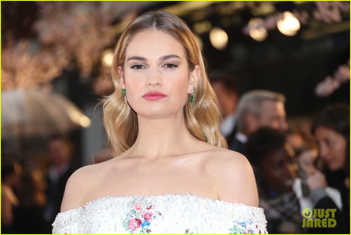 Downton Abbey's Lily James & Jessica Brown Findlay Reunite to Premiere ...