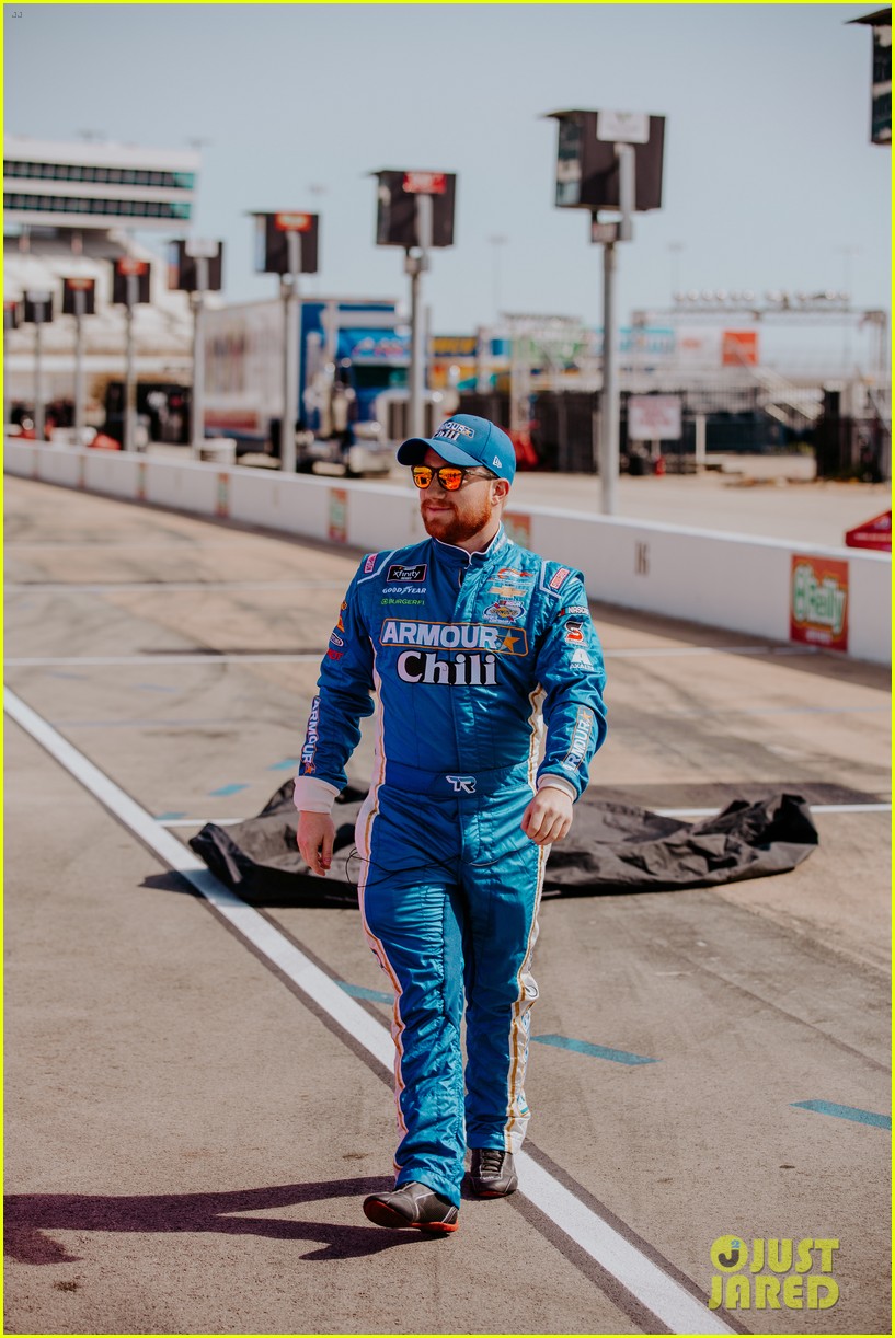 Jared Leto Hits Texas Motor Speedway During Cross-Country Mars Across ...