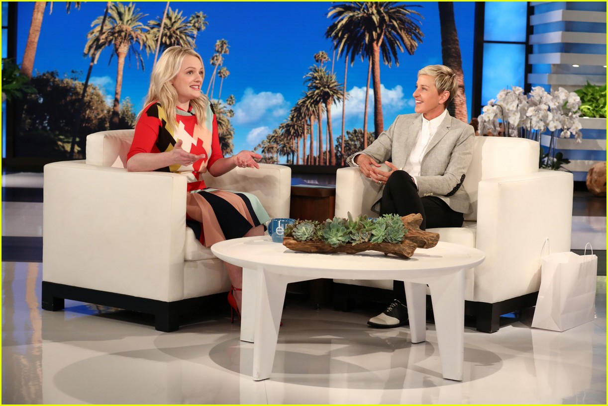 Elisabeth Moss Proves to Ellen That She Knows How to Twerk!: Photo ...