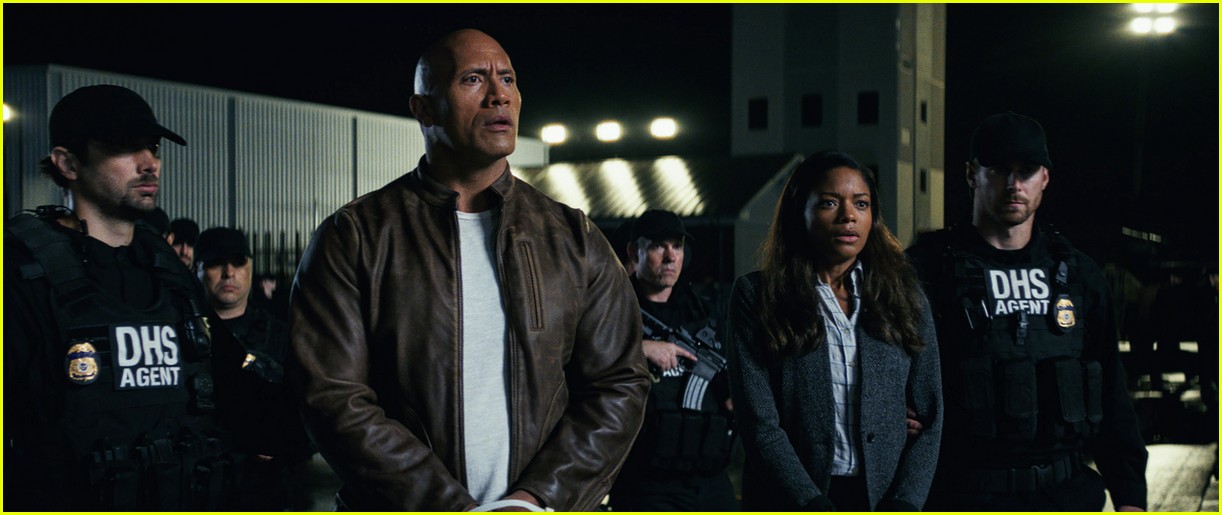 Is There a 'Rampage' End Credits Scene?: Photo 4063428 | Dwayne Johnson ...
