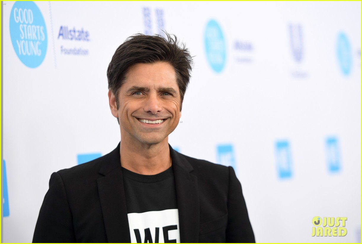 Nicole Richie, Lily Collins & More Hit Blue Carpet for WE Day ...