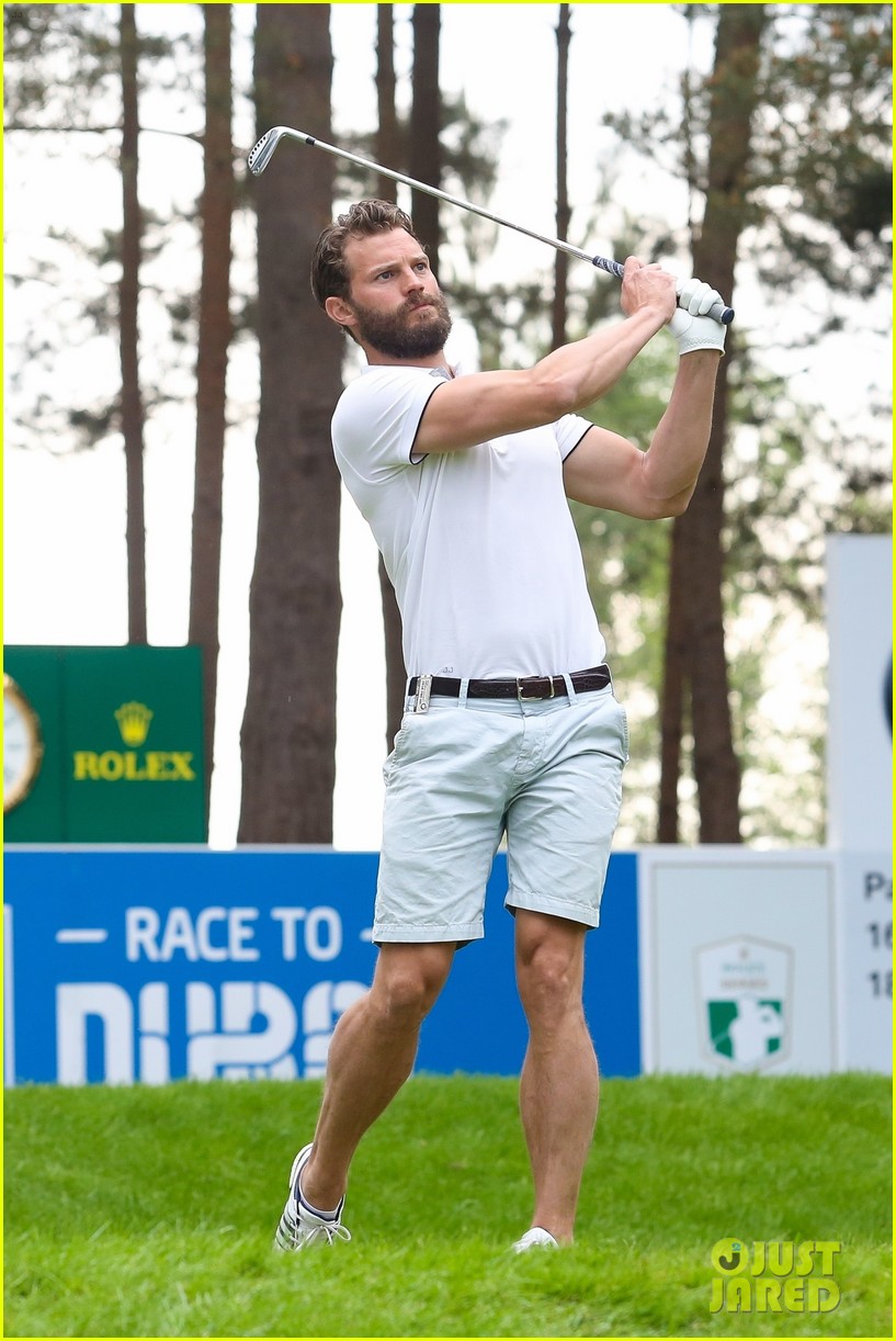 Jamie Dornan Looks So Hot While Golfing in BMW PGA Championship!: Photo ...