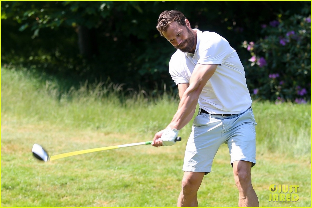 Jamie Dornan Looks So Hot While Golfing in BMW PGA Championship!: Photo ...