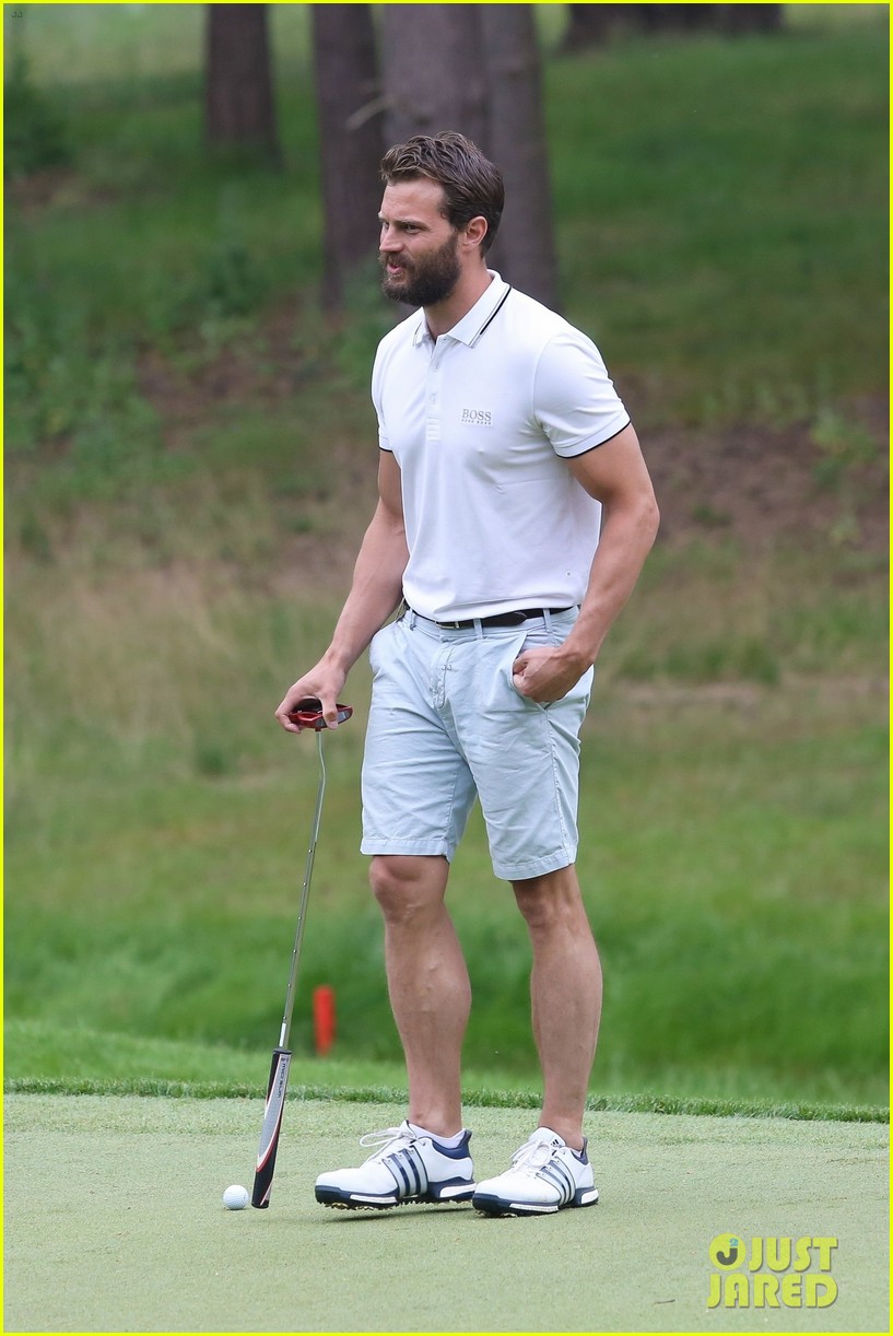 Jamie Dornan Looks So Hot While Golfing in BMW PGA Championship!: Photo ...