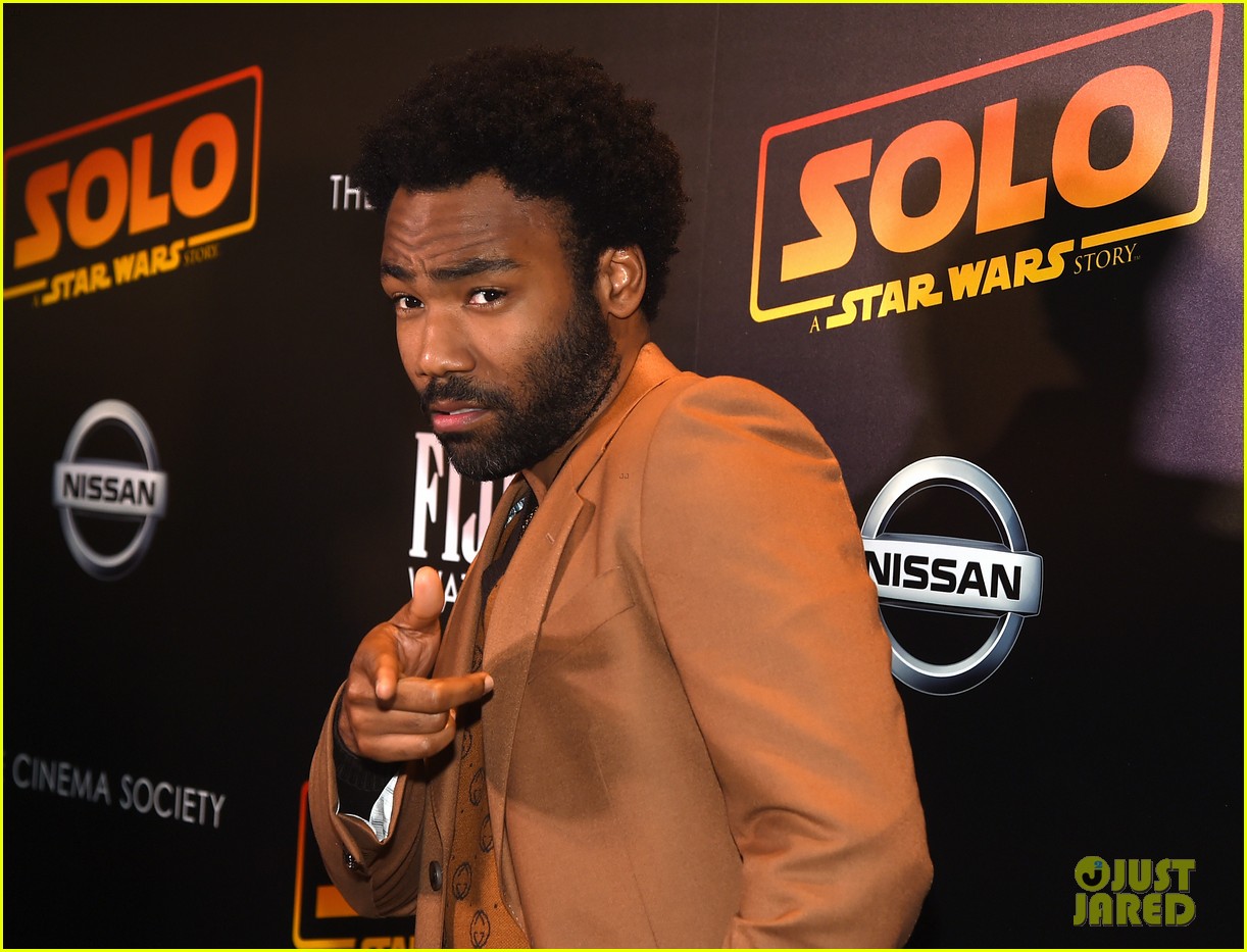Alden Ehrenreich, Emilia Clarke, & Donald Glover Team Up for 'Solo: A ...