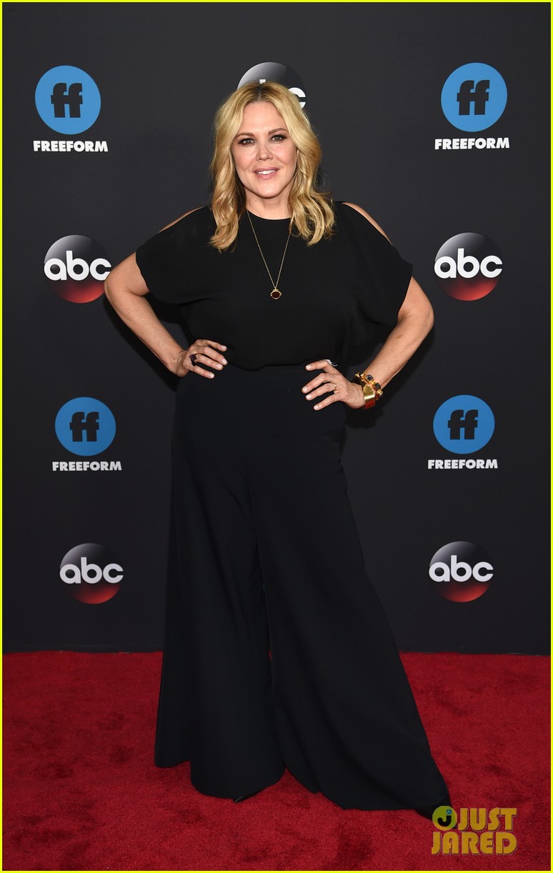 Scott Foley, Lauren Cohan, & Nathan Fillion Present New Shows at ABC ...