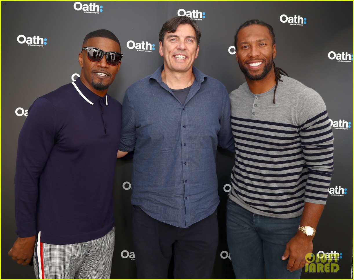 Jamie Foxx Hits NYC To Host Oath's Digital Content NewFront!: Photo 4075695 | Jamie Foxx Photos ...