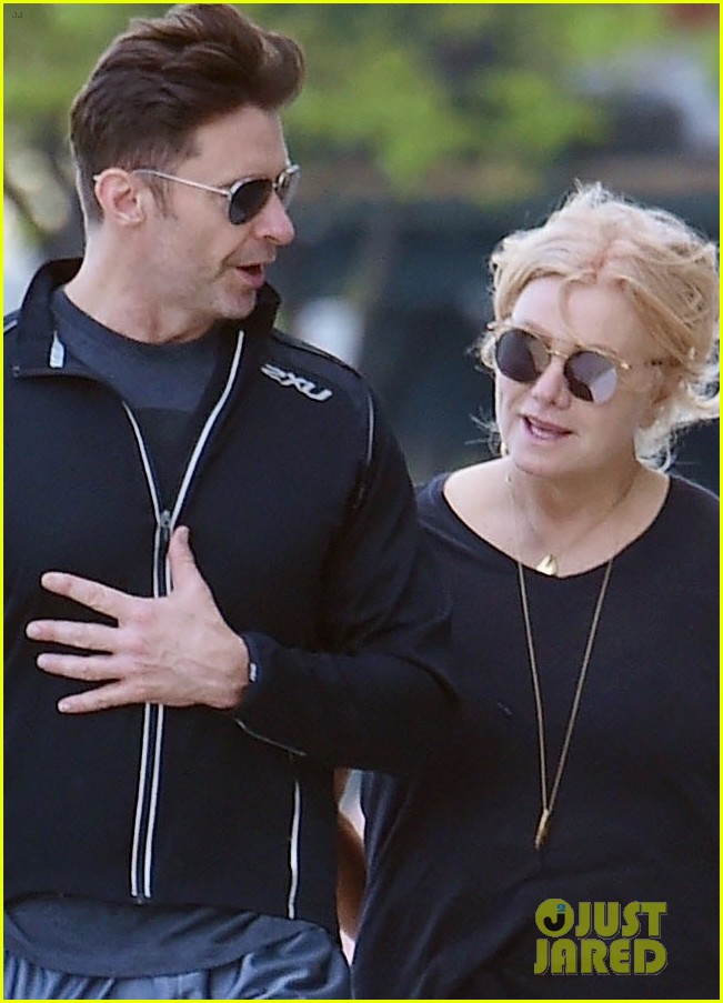 Hugh Jackman Shows Off His Buff Biceps in NYC!: Photo 4077416 | Deborra ...