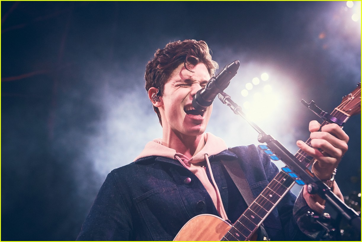 Shawn Mendes & John Mayer Premiere 'Where Were You in the Morning?' at ...