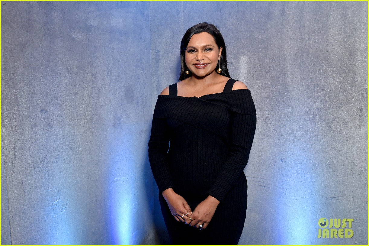 Elisabeth Moss, Mindy Kaling, Blake Griffin & More Buddy Up at Hulu ...